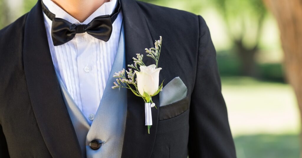 How Should Your Tuxedo Fit? 3 Things To Know